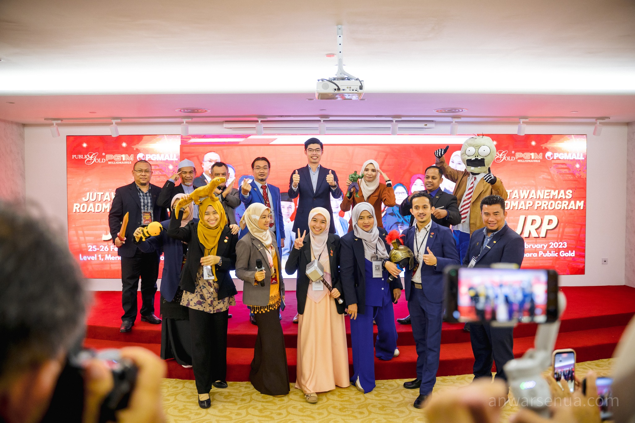 Team PG1M – Melahirkan insan celik EMAS